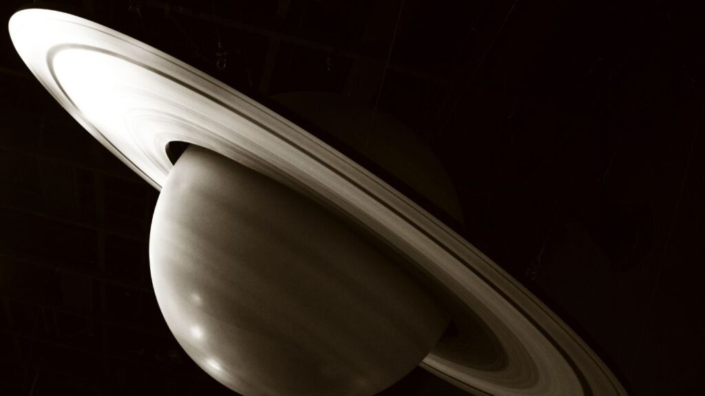 Saturn in Capricorn in the Birth Chart: Meaning, Lessons